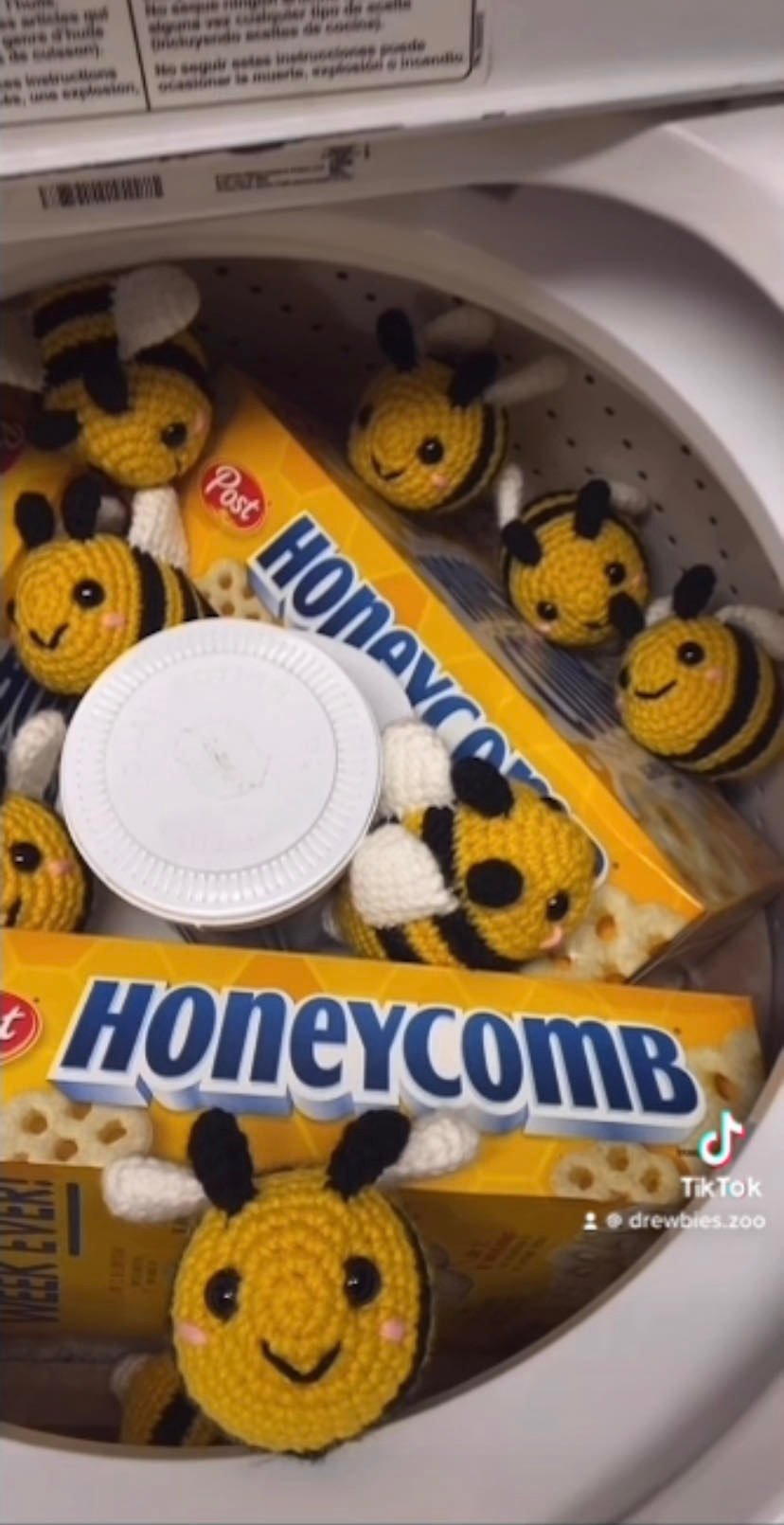 Erika Thompson, Queen Bee of Social Media's Beekeeping and Bee Removals ...